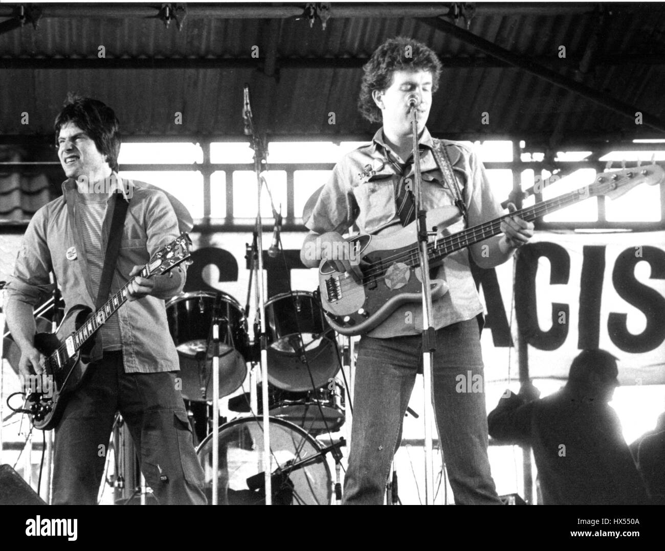 Danny Kustow (left) and Tom Robinson, of British rock group The Tom ...
