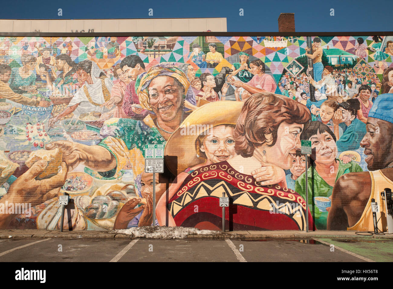 Murals on neighborhood hi-res stock photography and images - Alamy