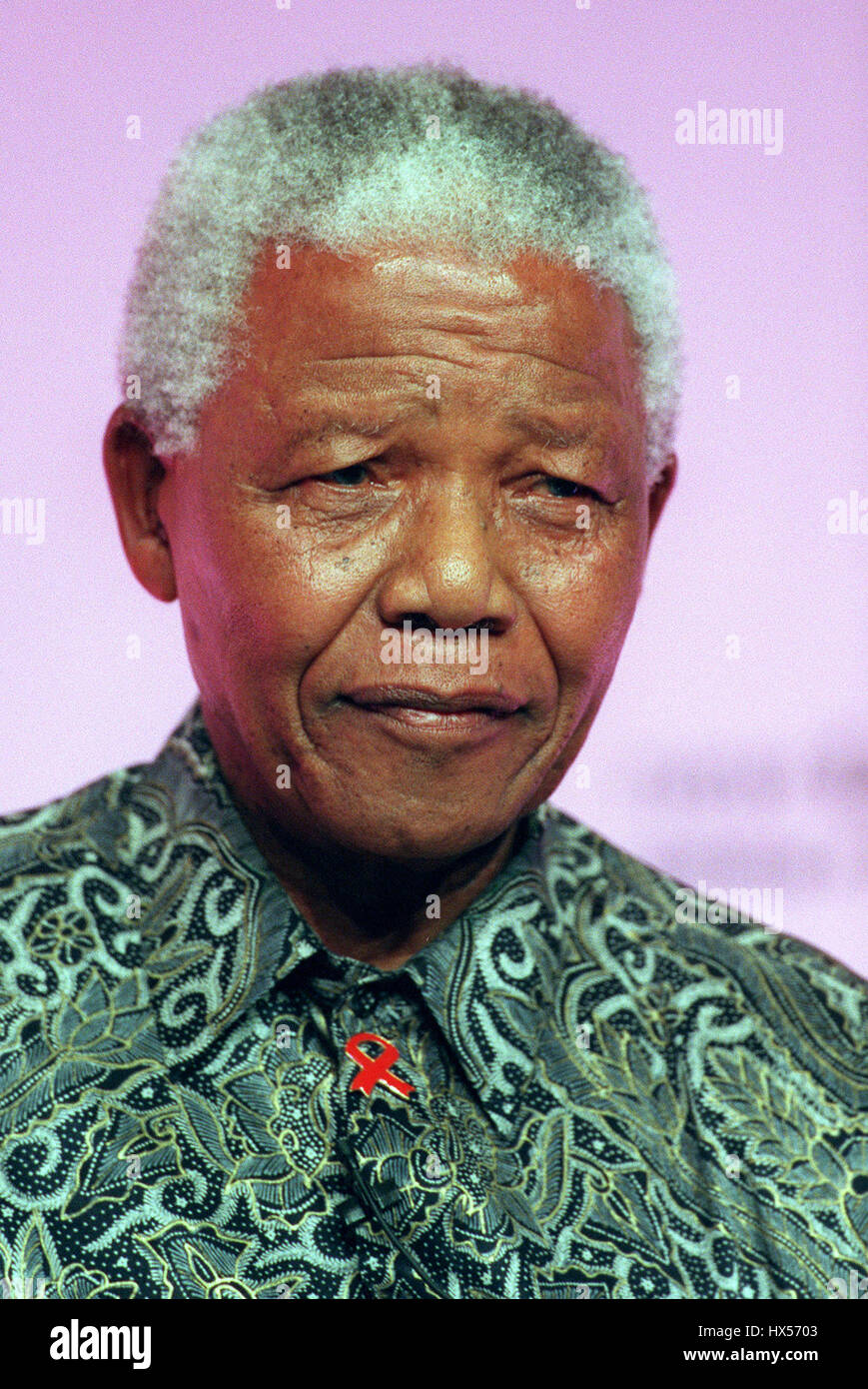 NELSON MANDELA FORMER PRES. OF SOUTH AFRICA 24 September 2000 BRIGHTON ...