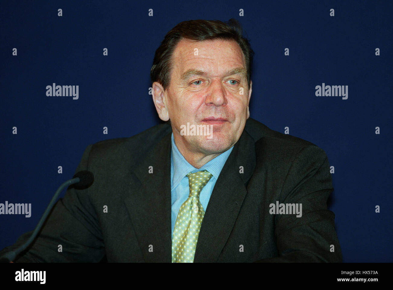 Gerhard schröder france hi-res stock photography and images - Alamy