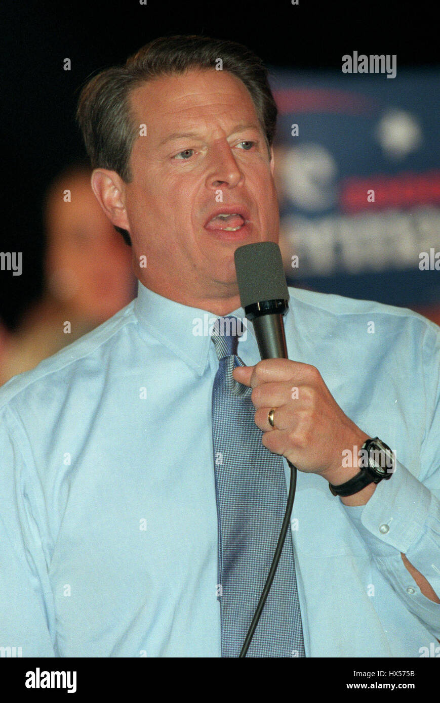 AL GORE PRESIDENTIAL CANDIDATE 31 October 2000 WESTWOOD LOS ANGELES USA ...