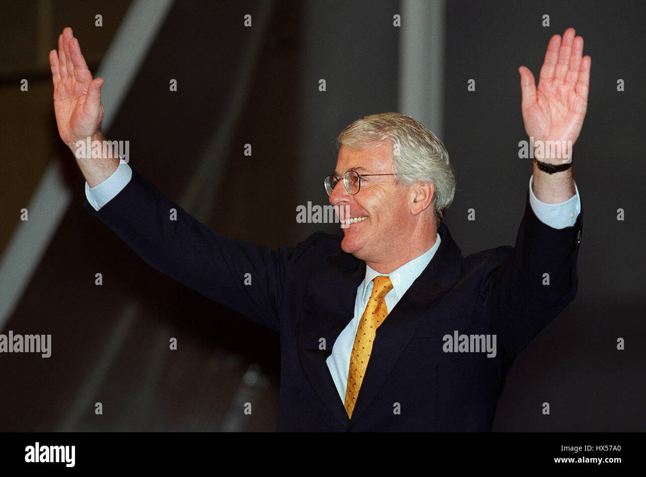 JOHN MAJOR MP CONSERVATIVE PARTY HUNTINGDON 02 October 2000 BOURNEMOUTH ...