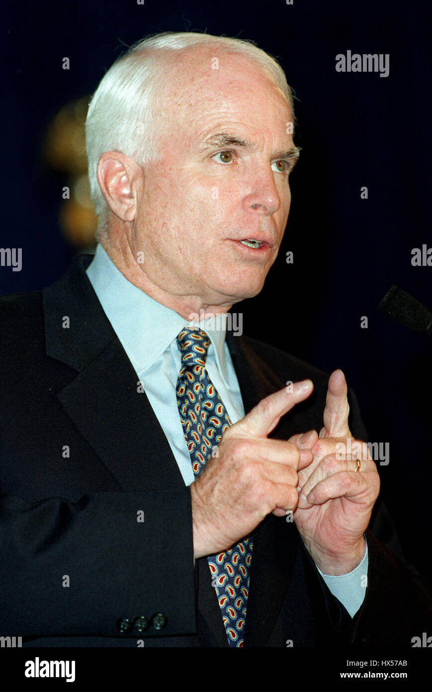 JOHN MCCAIN 2000 US PRESIDENTIAL CANDIDATE 22 February 2000 Stock Photo ...