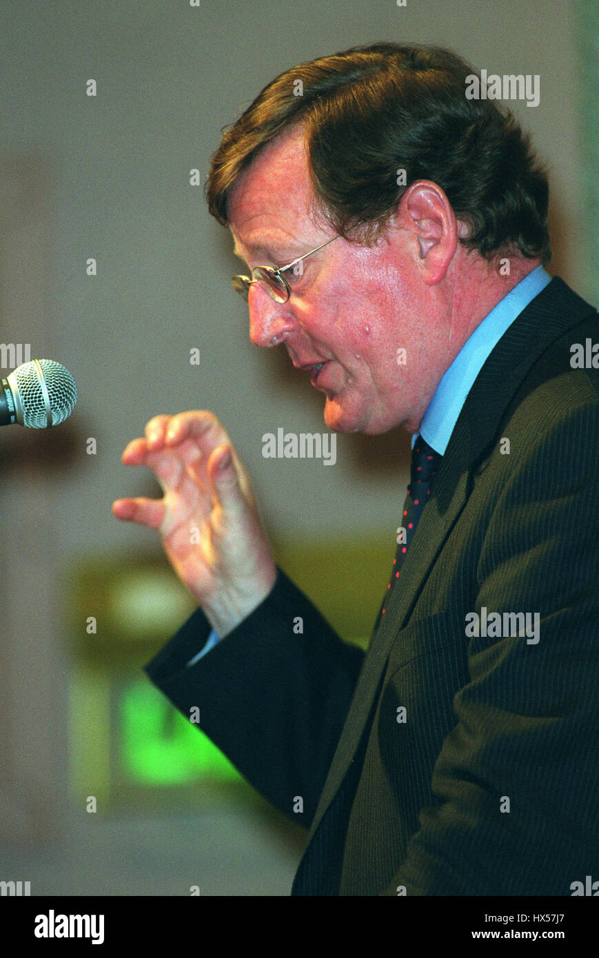 DAVID TRIMBLE MP ULSTER UNIONIST PARTY LEADER 17 October 1999 Stock ...