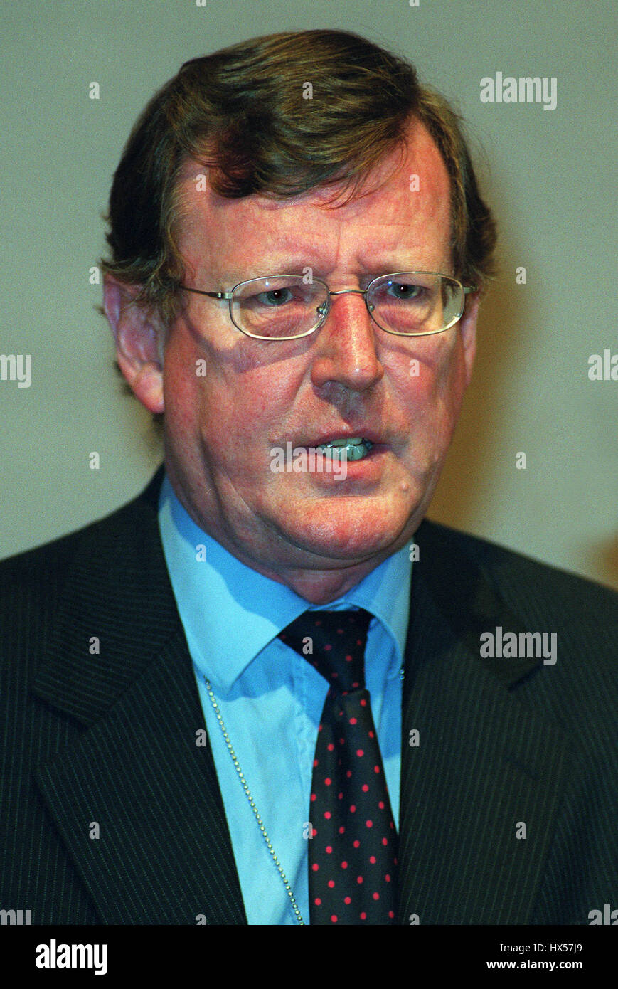 DAVID TRIMBLE MP ULSTER UNIONIST PARTY LEADER 17 October 1999 Stock ...