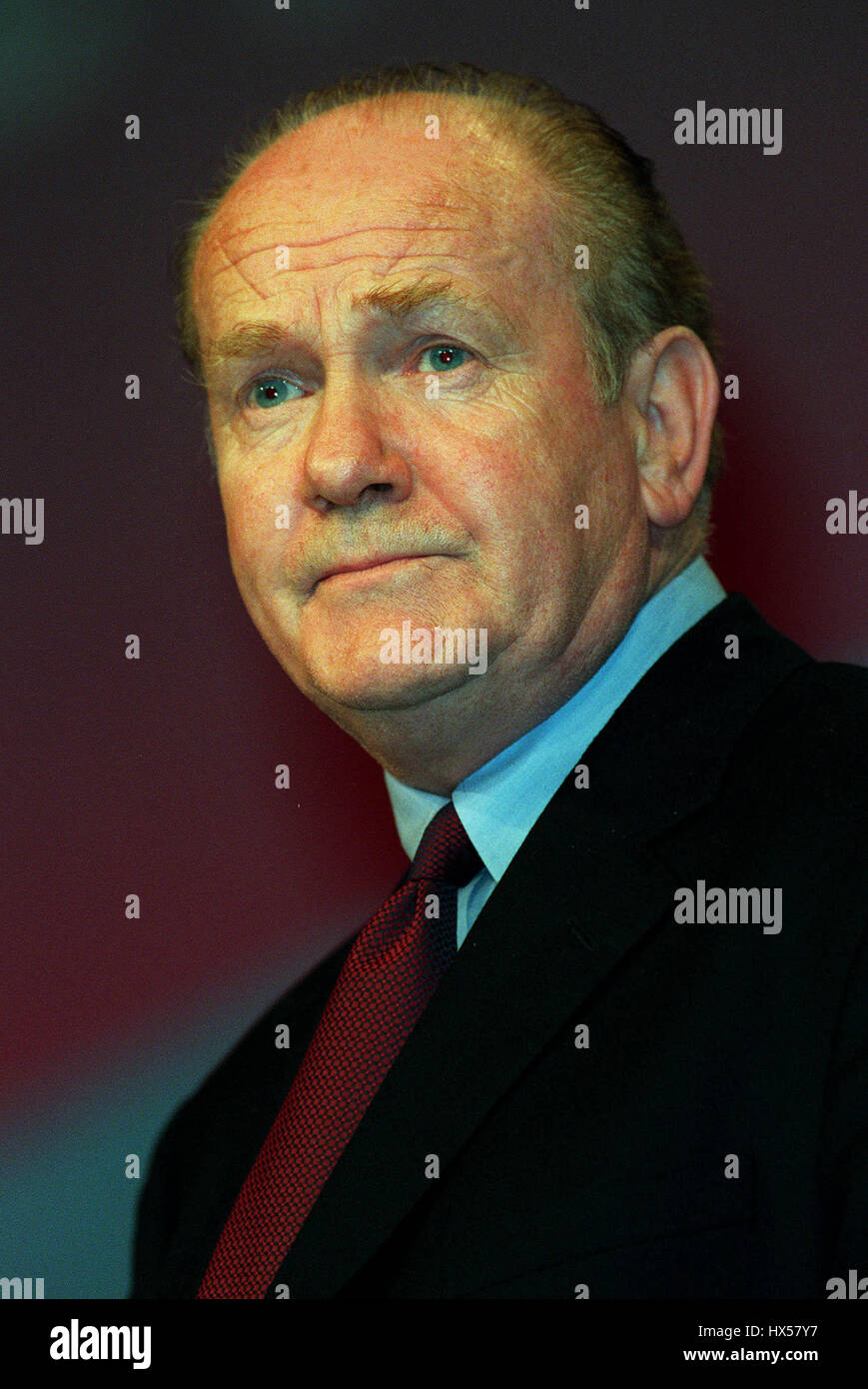 John reid left hi-res stock photography and images - Alamy