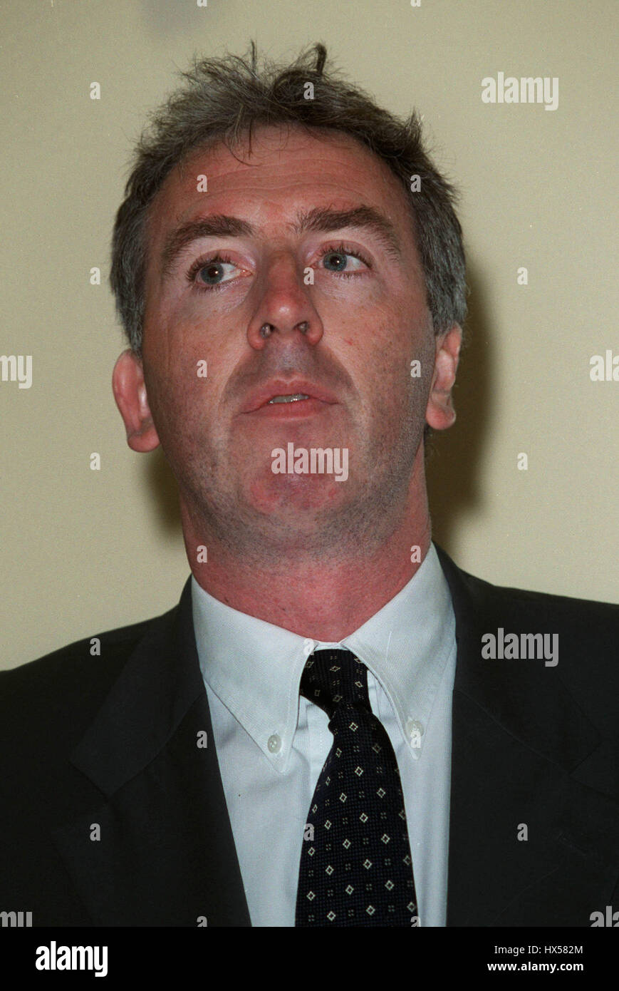 CALLUM MACDONALD MP LABOUR PARTY 04 October 1999 Stock Photo - Alamy