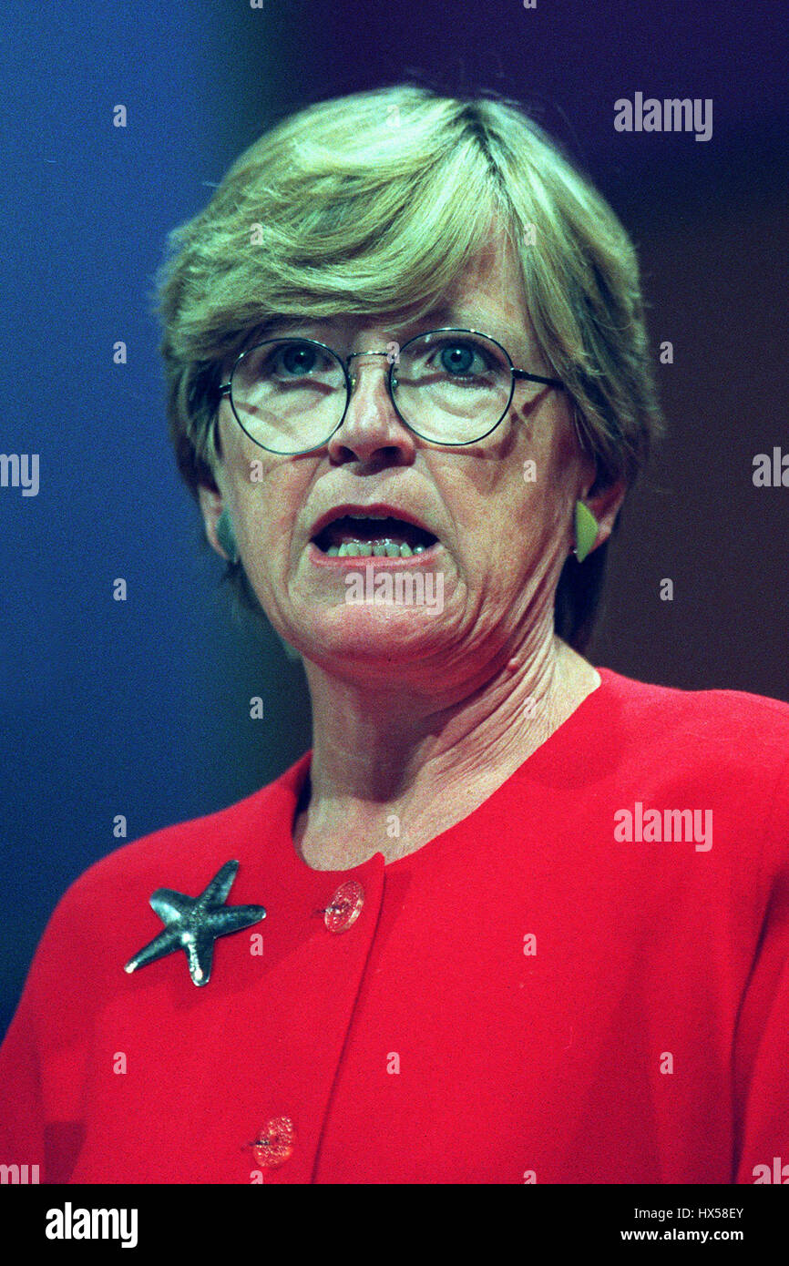 Hilary armstrong mp hi-res stock photography and images - Alamy