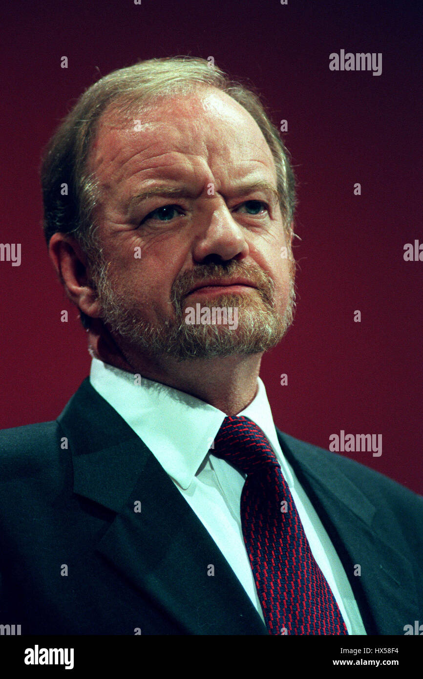 Robin cook mp hi-res stock photography and images - Alamy