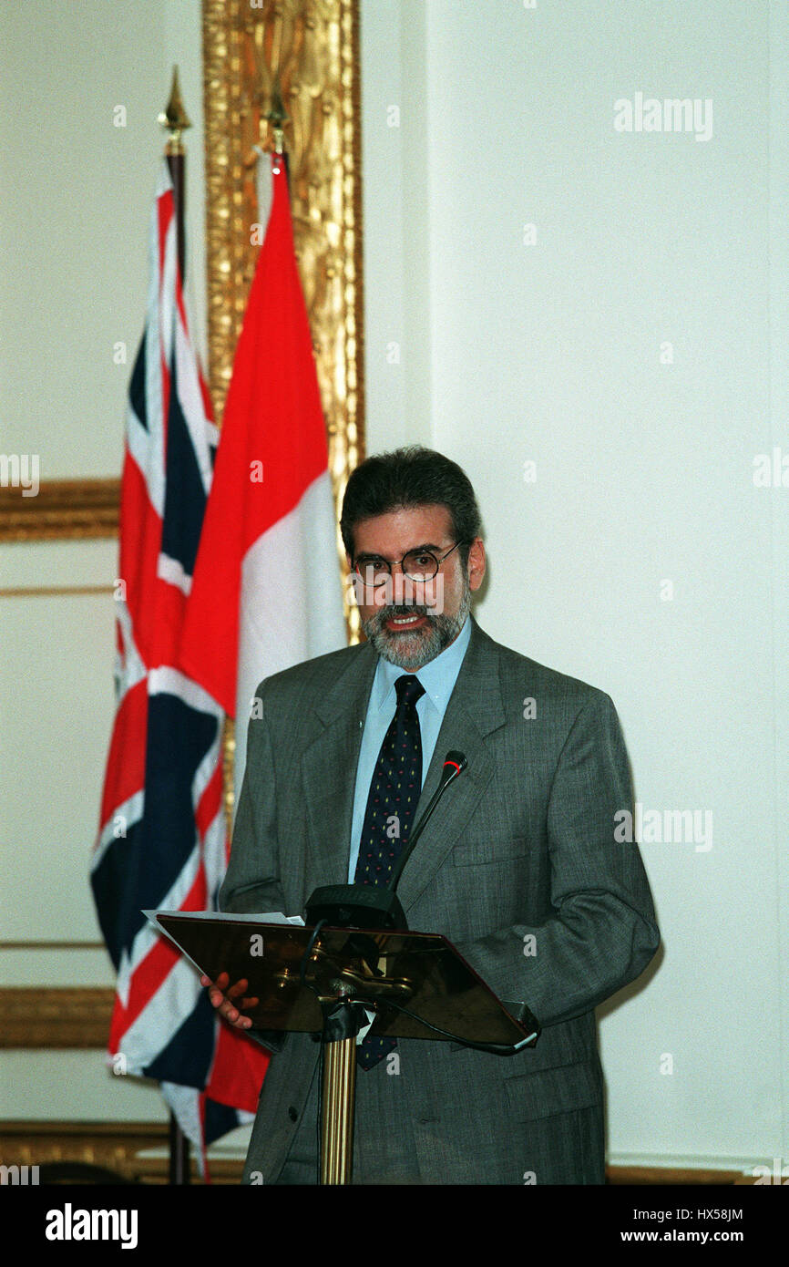JORGE BACA CAMPODONICO CONF. AT LANCASTER HOUSE 10 July 1998 Stock ...