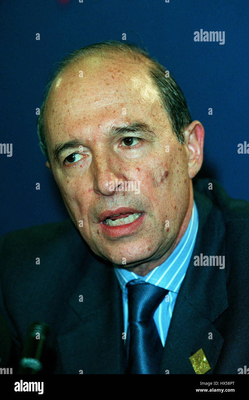 COSTAS SIMITIS PRIME MINISTER OF GREECE 07 April 1998 Stock Photo - Alamy