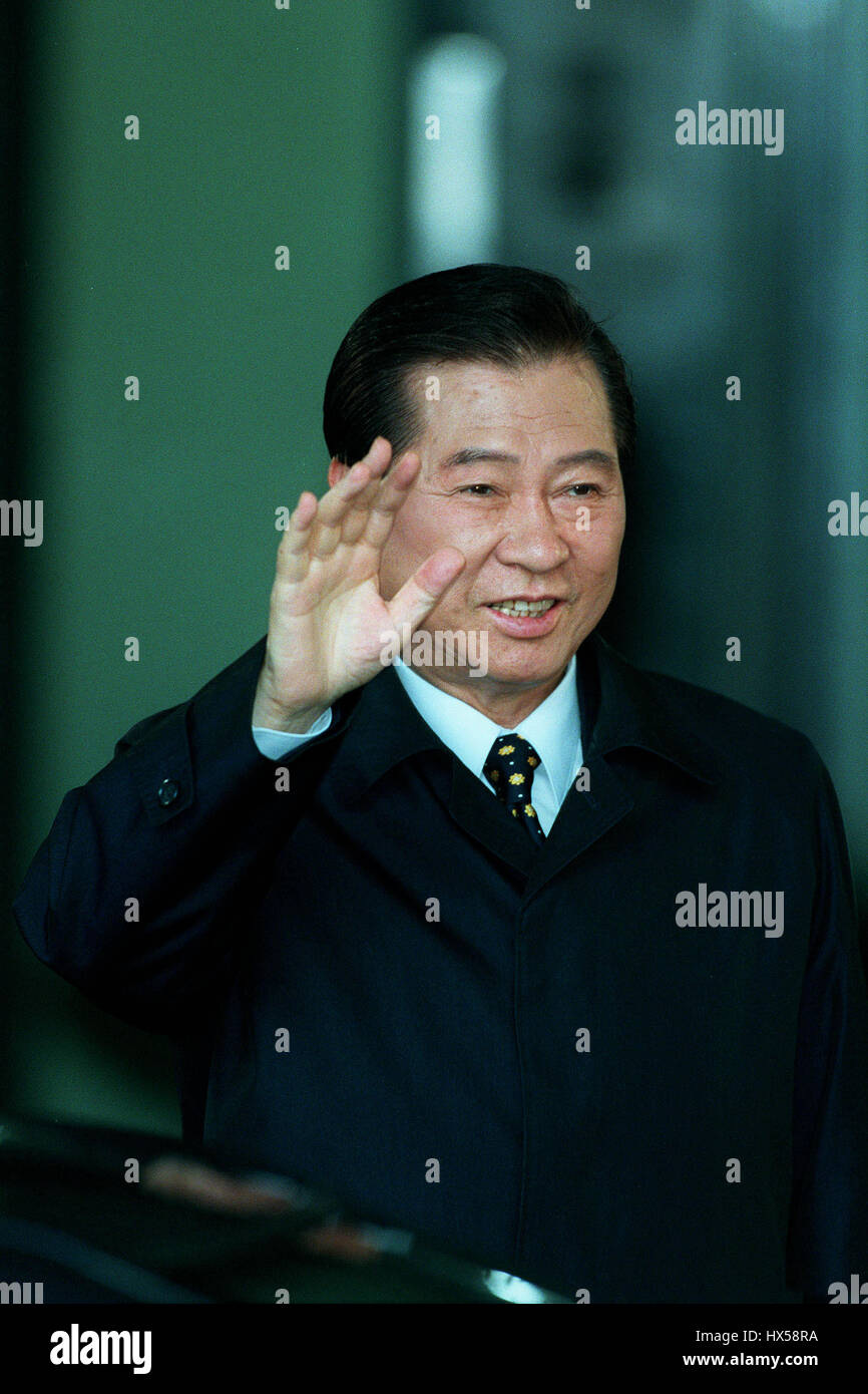 KIM DAE-JUNG PRESIDENT OF KOREA 07 April 1998 Stock Photo - Alamy