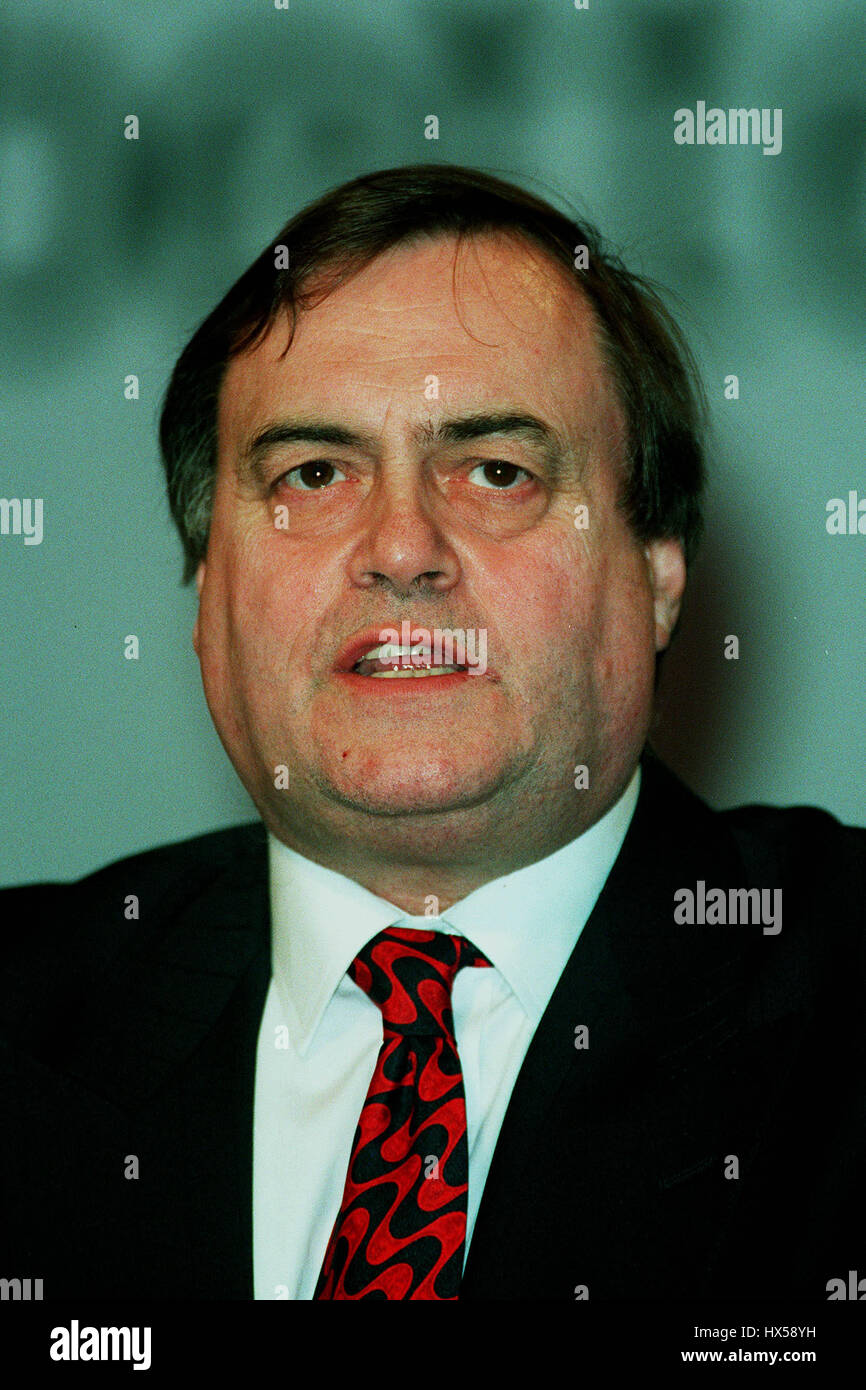 JOHN PRESCOTT MP DEPUTY PRIME MINISTER 01 October 1998 Stock Photo - Alamy
