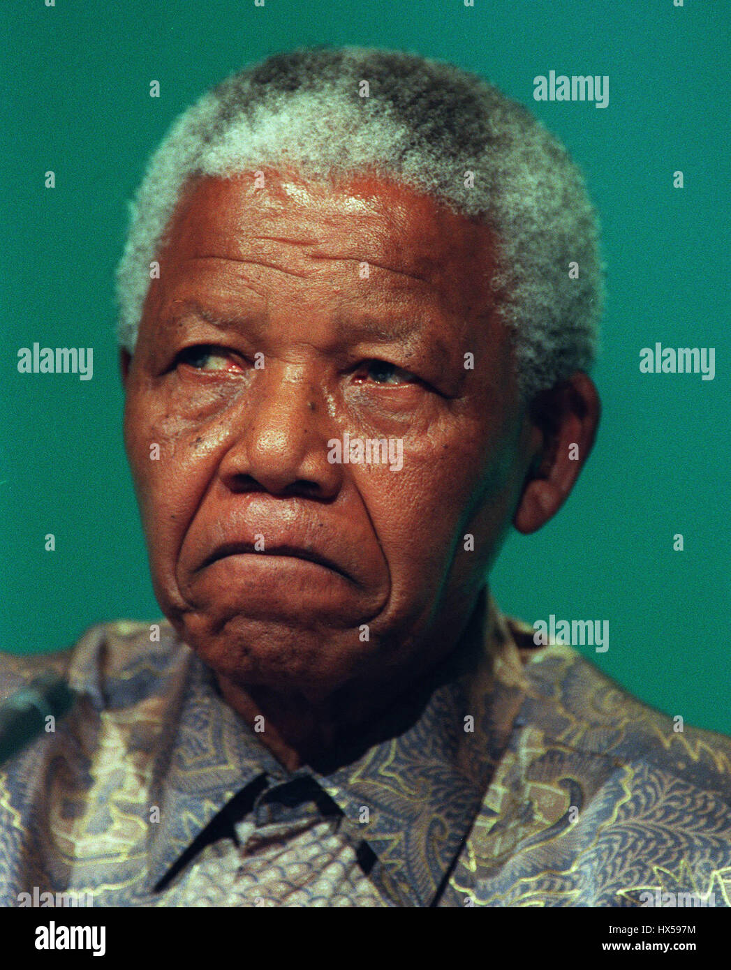 Nelson mandela portrait hi-res stock photography and images - Alamy