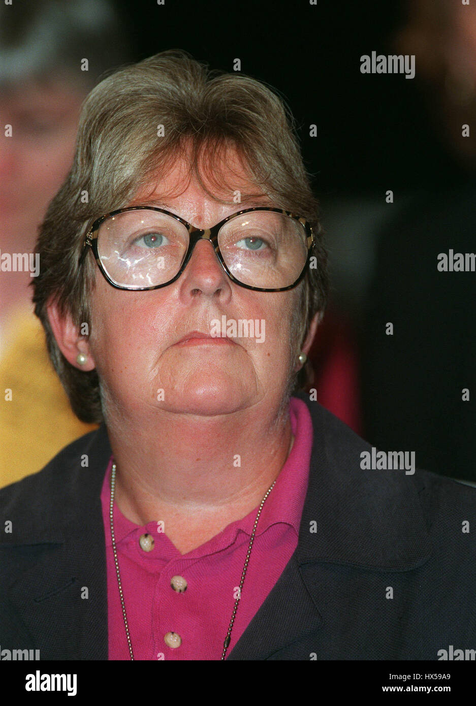 Elsa Reeves's Instagram, Twitter & Facebook on IDCrawl