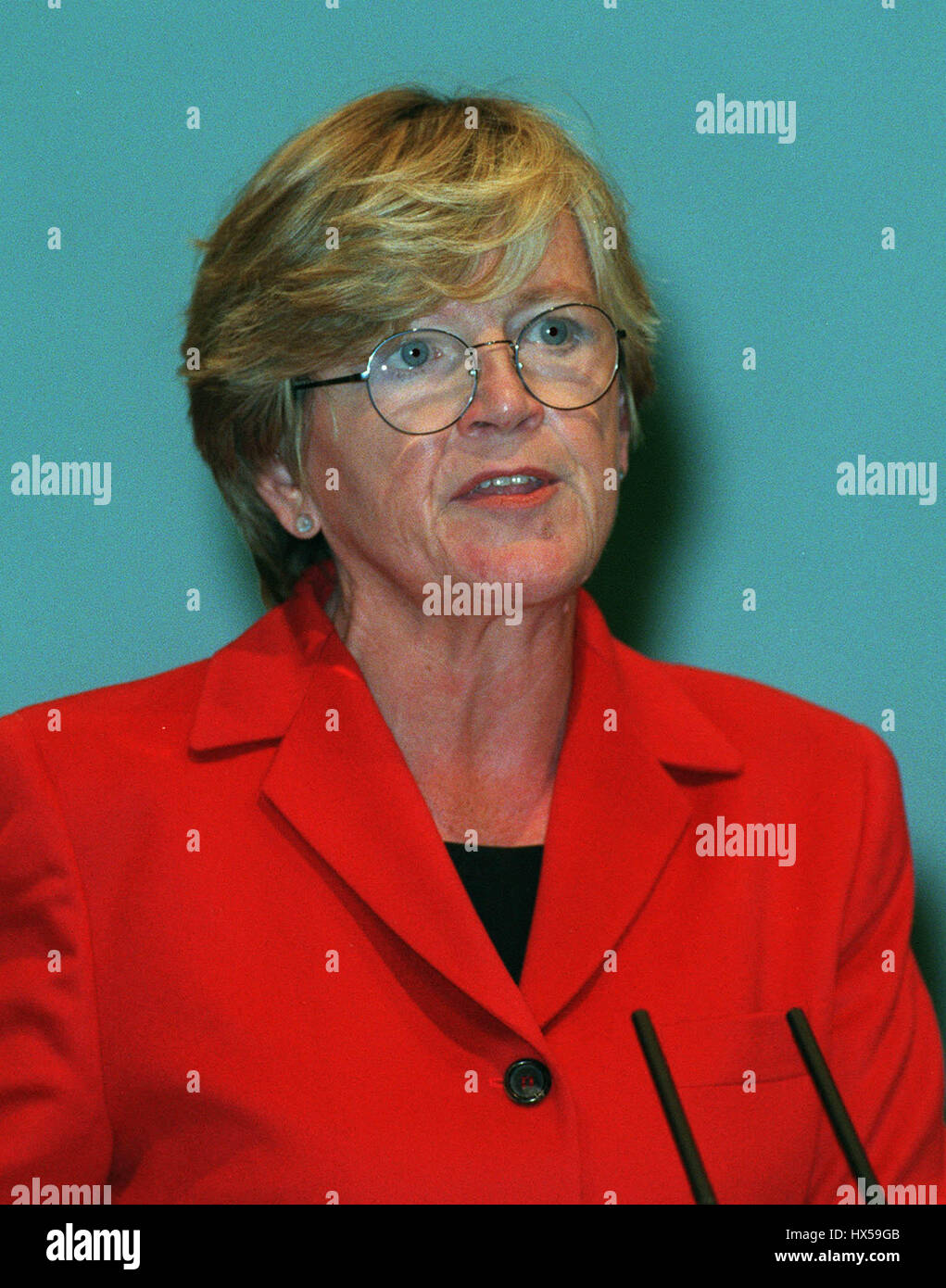 HILARY ARMSTRONG MP LABOUR PARTY DURHAM 30 October 1997 Stock Photo - Alamy