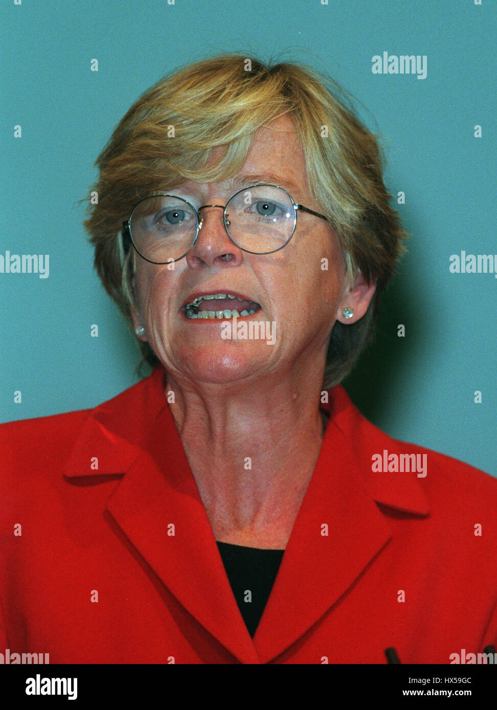 Hilary armstrong mp hi-res stock photography and images - Alamy