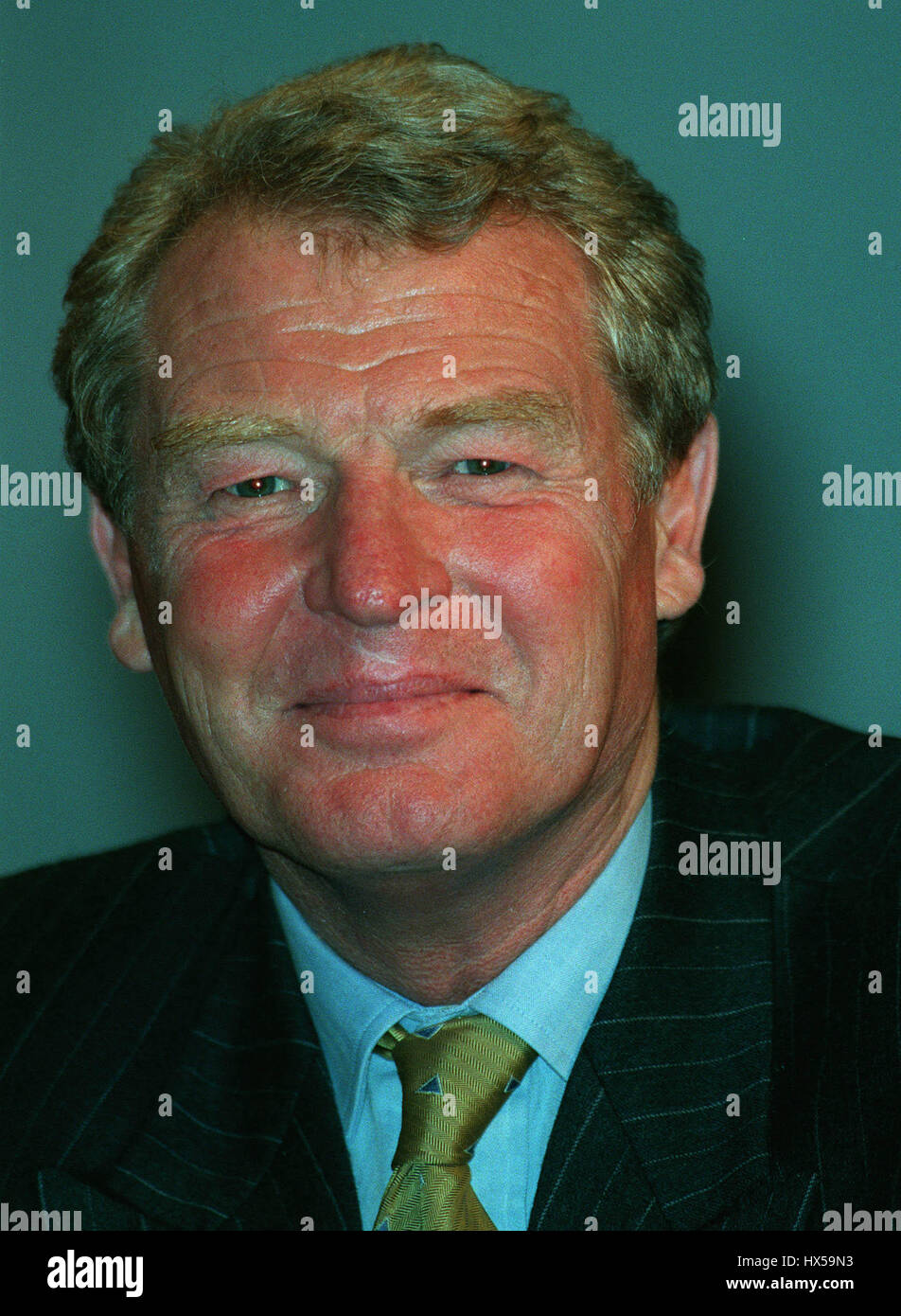 Paddy ashdown 1997 hi-res stock photography and images - Alamy