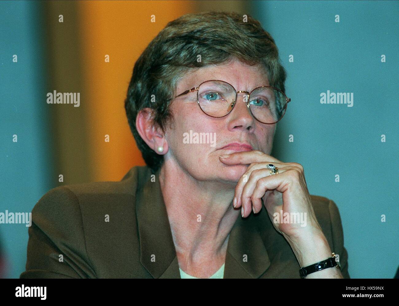 Ray michie hi-res stock photography and images - Alamy