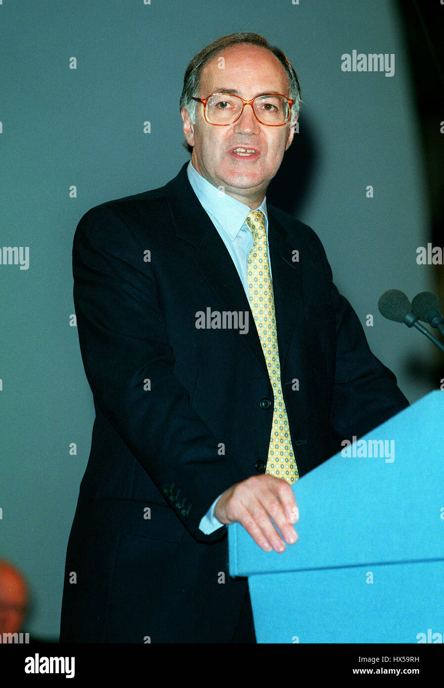 MICHAEL HOWARD QC MP SHADOW FOREIGN SEC. 16 October 1997 Stock Photo ...