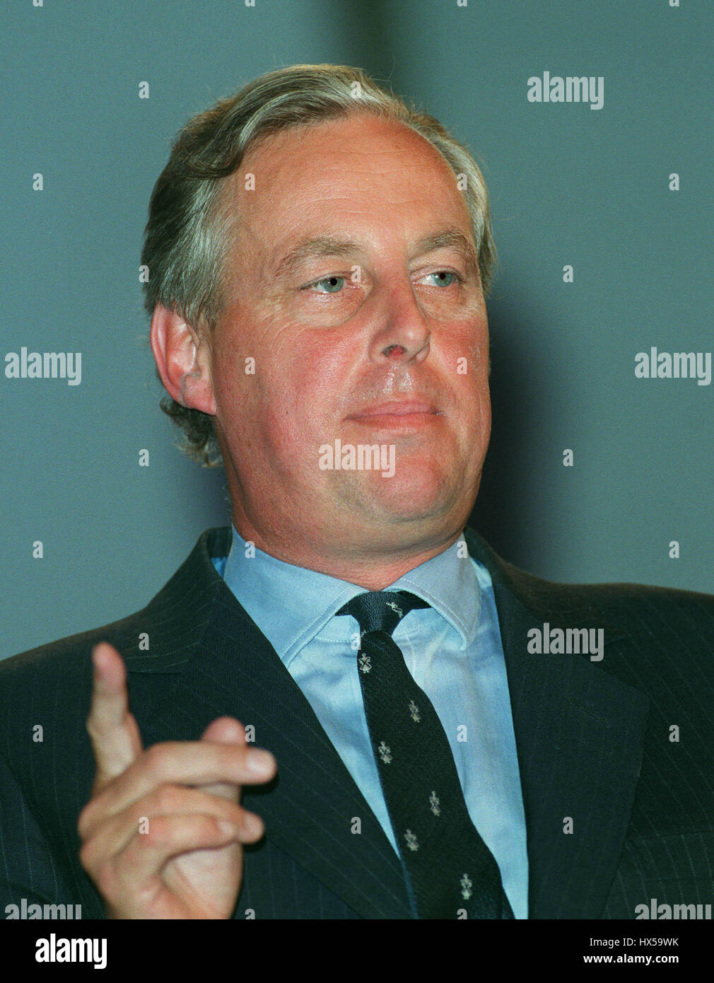 TIMOTHY YEO MP SHADOW LOCAL GOVERNMENT 16 October 1997 Stock Photo - Alamy