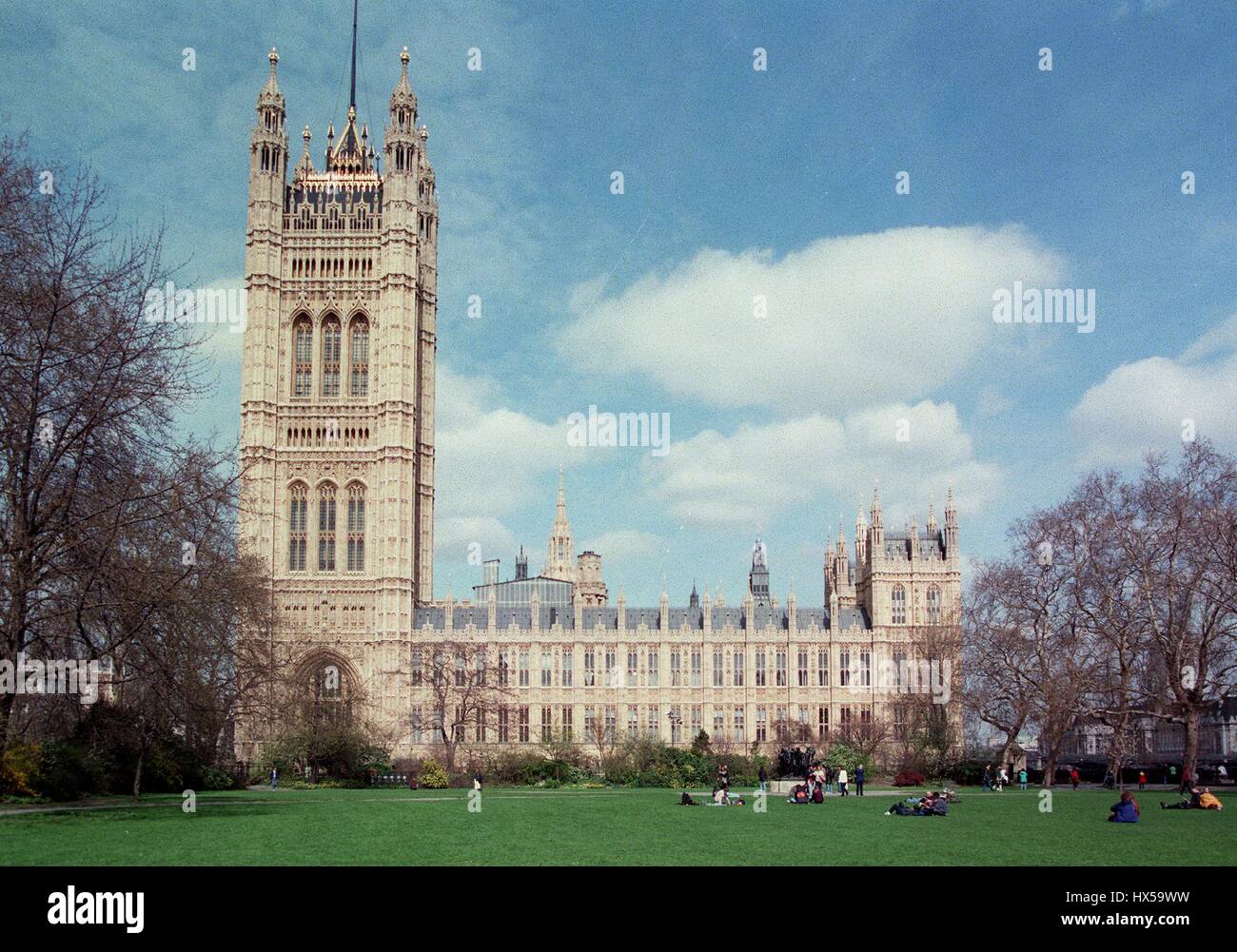 11 april 1997 hi-res stock photography and images - Alamy