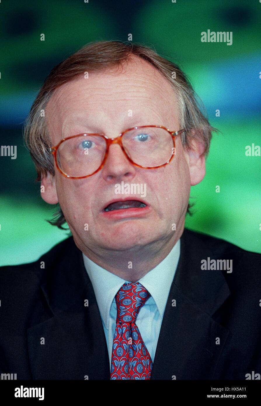 John gummer hi-res stock photography and images - Alamy