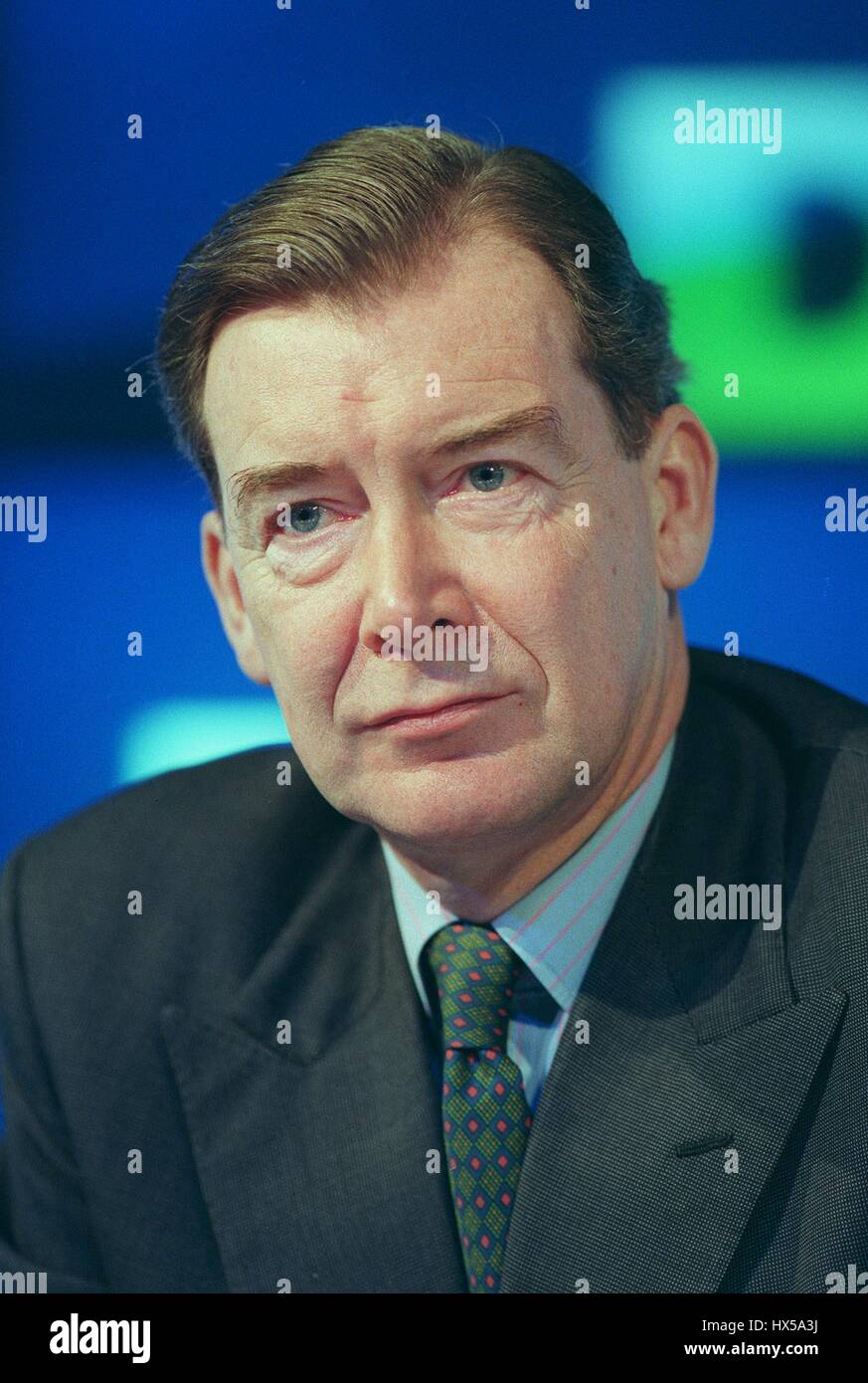 Ian lang hi-res stock photography and images - Alamy