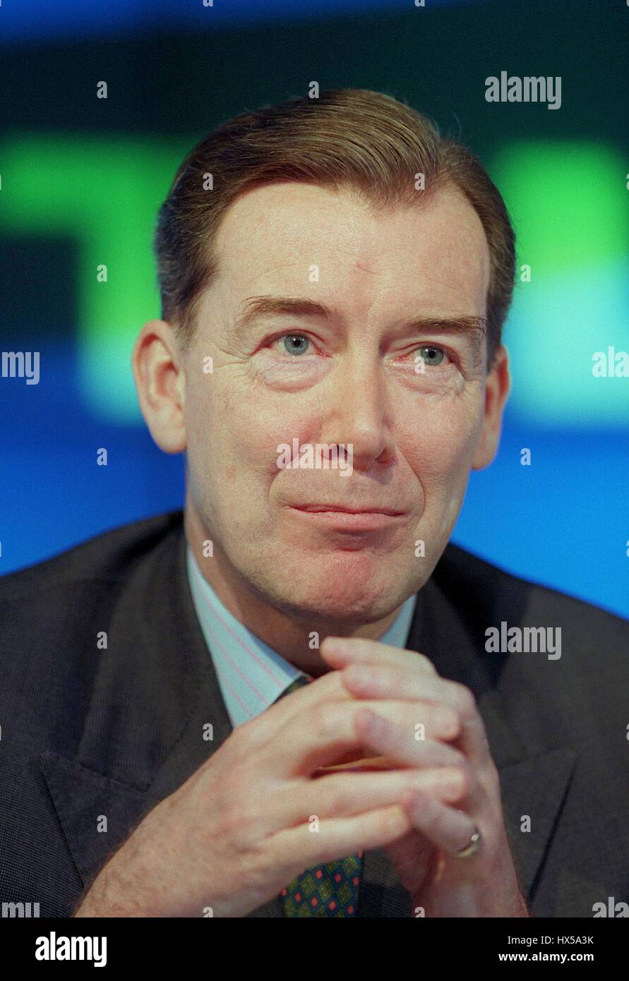 Ian lang mp hi-res stock photography and images - Alamy