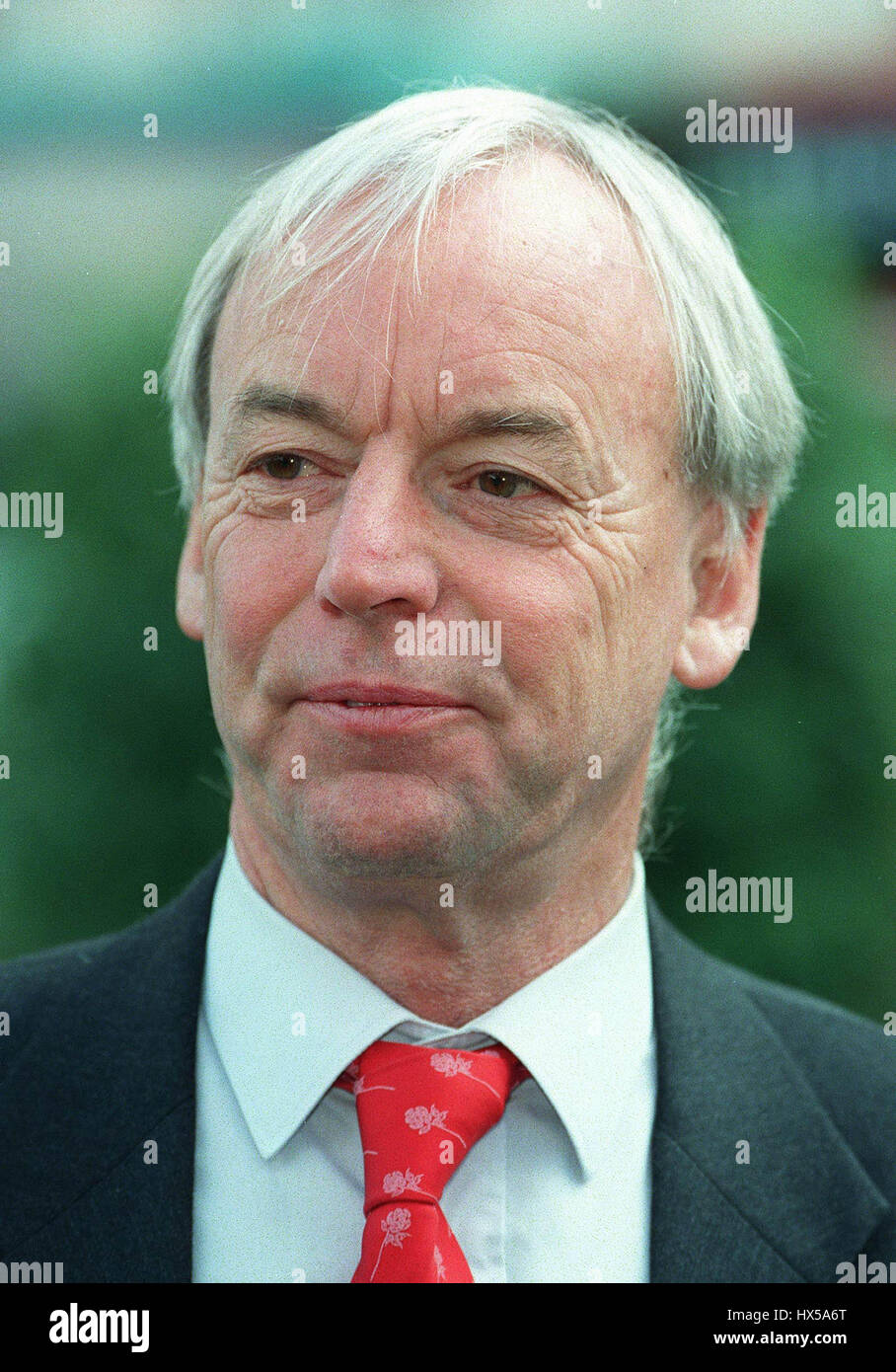CLIVE SOLEY MP LABOUR PARTY EALING 07 May 1997 Stock Photo - Alamy