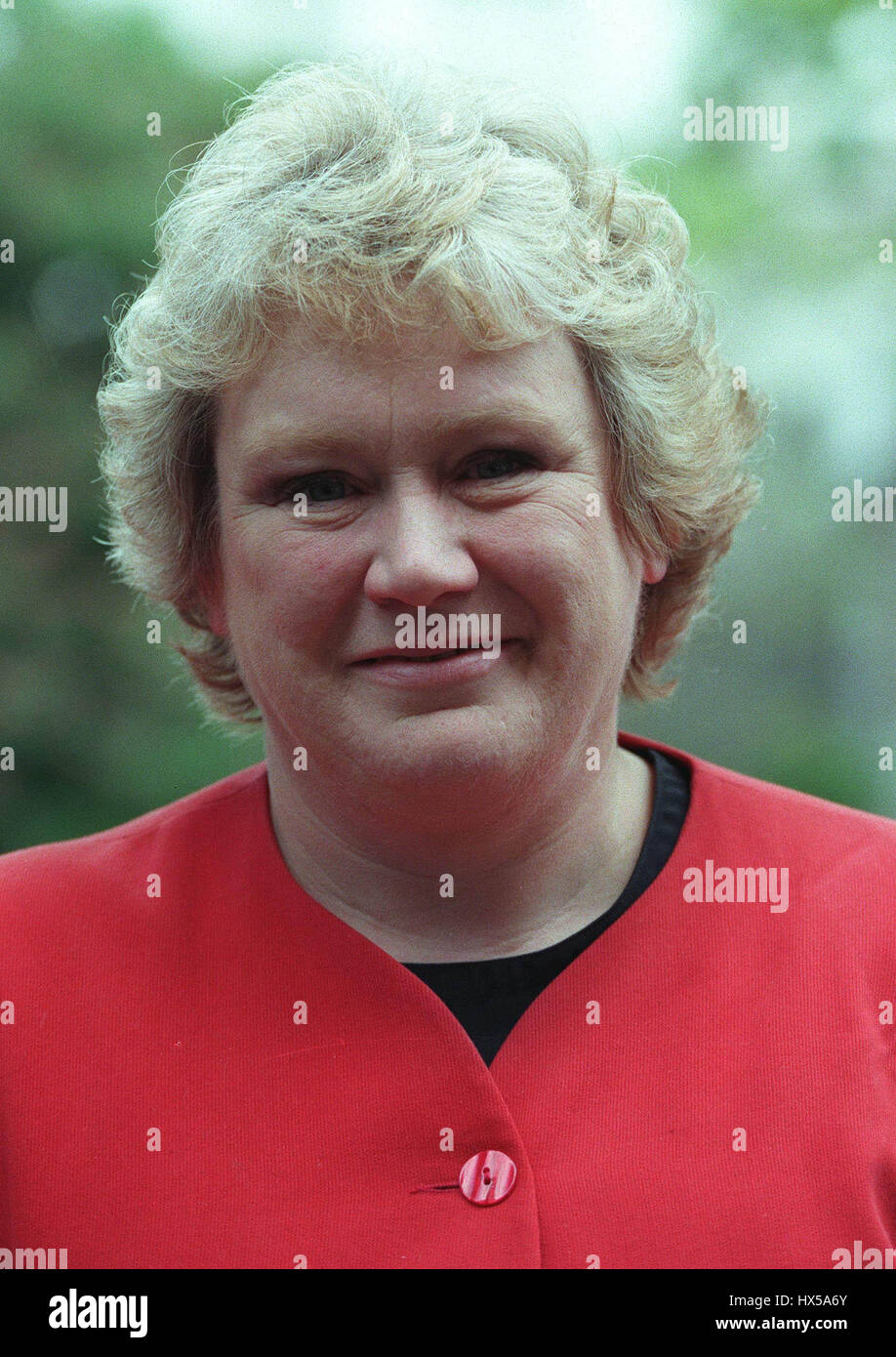 JANET DEAN MP LABOUR PARTY BURTON 07 May 1997 Stock Photo - Alamy