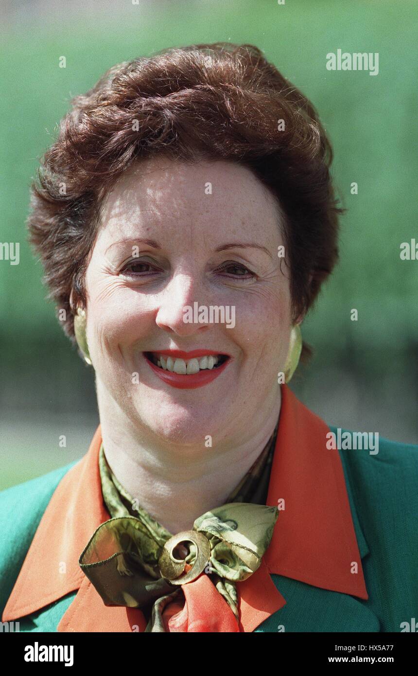 Linda perham hi-res stock photography and images - Alamy