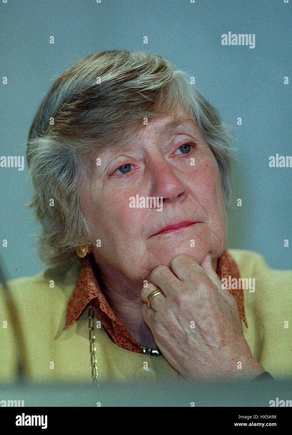 SHIRLEY WILLIAMS LIBERAL DEMOCRAT PARTY 22 April 1997 Stock Photo - Alamy