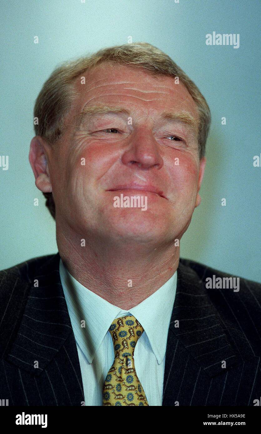 Paddy ashdown 1997 hi-res stock photography and images - Alamy