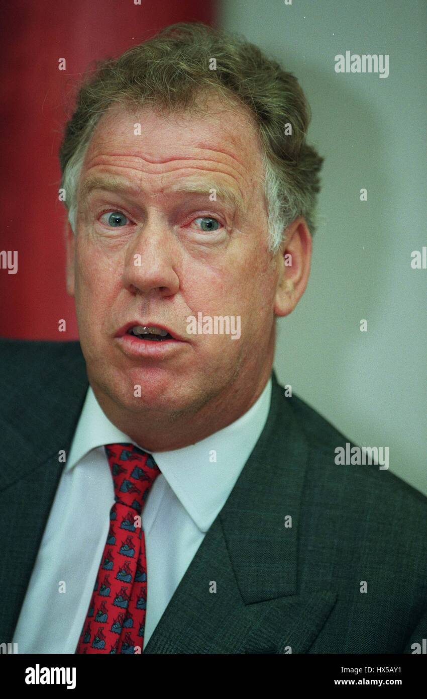 STUART BELL MP LABOUR PARTY MIDDLESBROUGH 04 April 1996 Stock Photo - Alamy