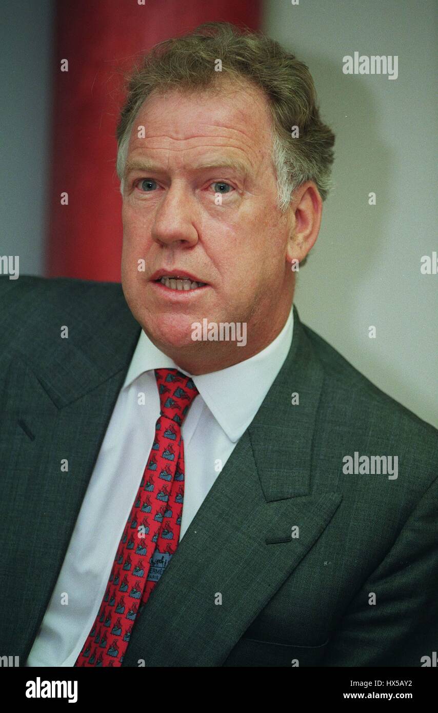 STUART BELL MP LABOUR PARTY MIDDLESBROUGH 04 April 1996 Stock Photo - Alamy