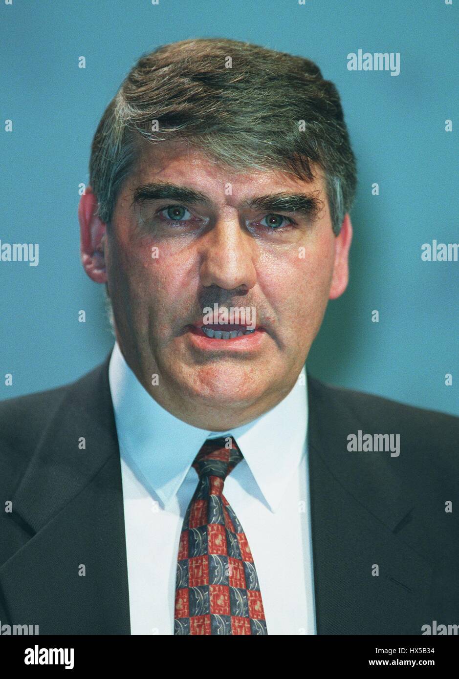 1995 bus hi-res stock photography and images - Alamy