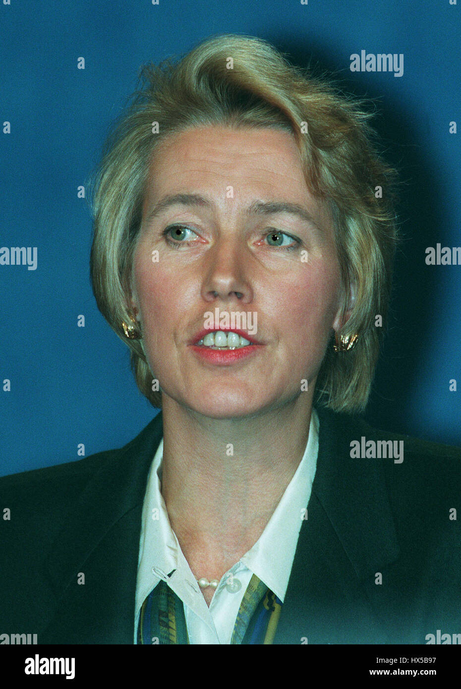 VIRGINIA BOTTOMLEY MP SECRETARY OF STATE TO HEALTH 09 February 1995 ...