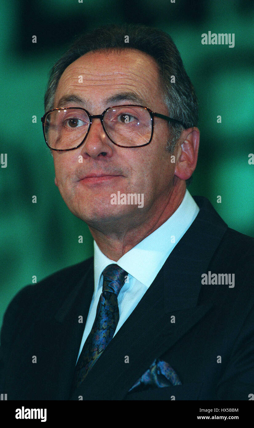 JACK CUNNINGHAM MP SHADOW TRADE & INDUSTRY MIN. 22 December 1994 Stock ...