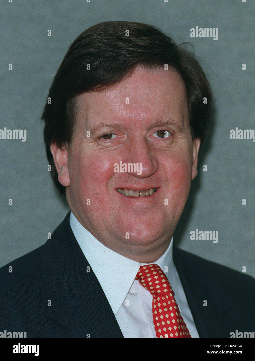 GEORGE ROBERTSON MP LABOUR PARTY HAMILTON 01 November 1994 Stock Photo ...