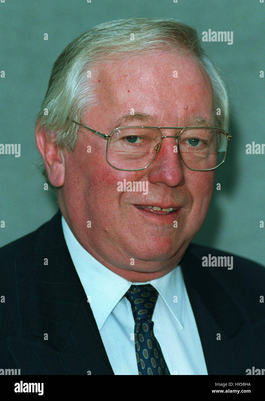 ERIC CLARKE MP LABOUR PARTY MIDLOTHIAN 31 October 1994 Stock Photo - Alamy