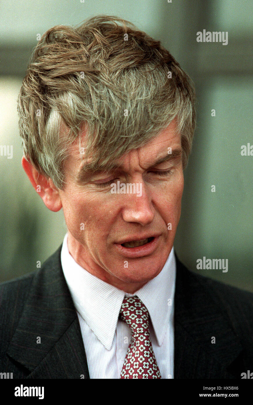 DEREK LEWIS PRISON SERVICE DIRECT.GENERAL 10 September 1994 Stock Photo ...