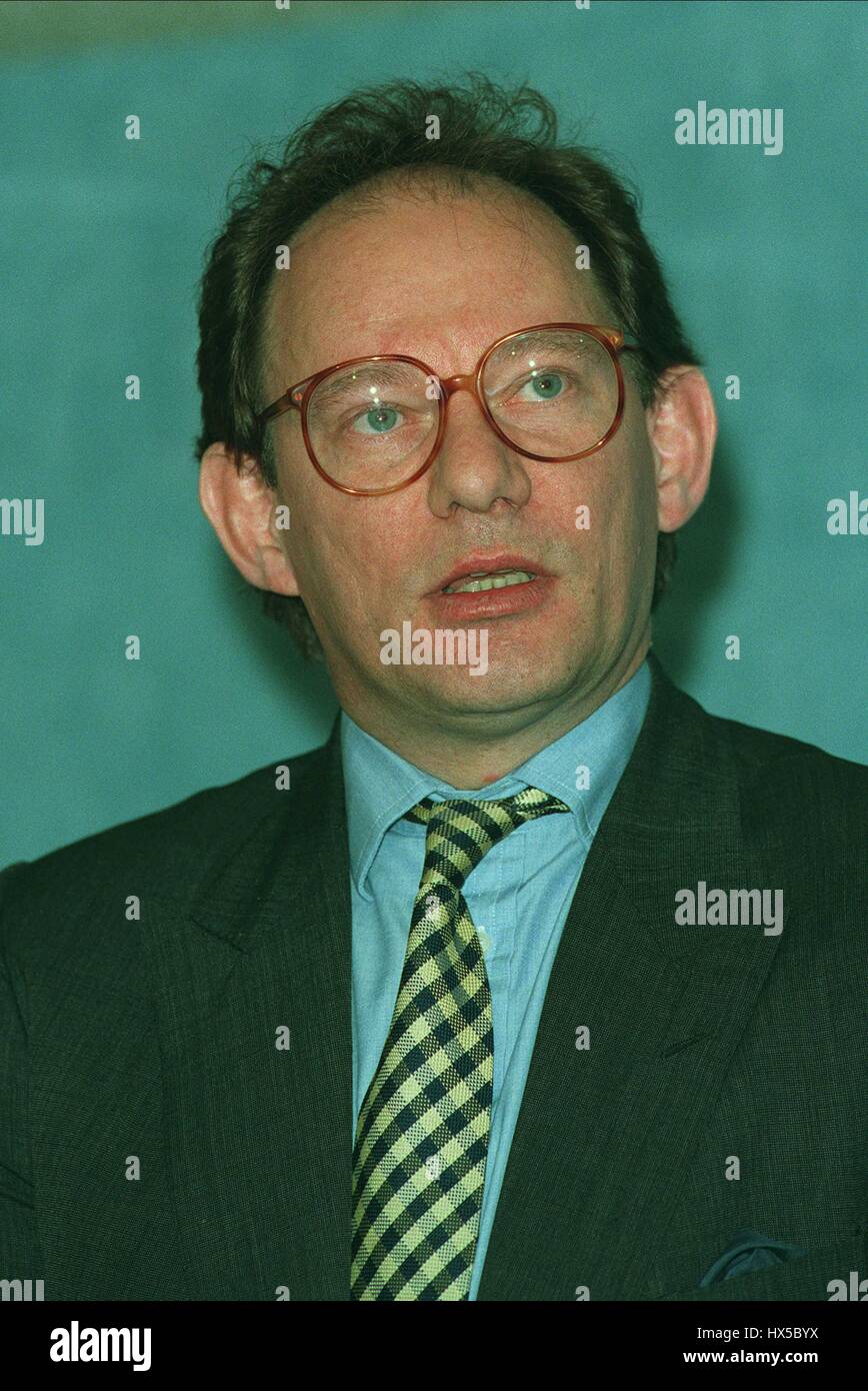 EDWARD MCMILLAN-SCOTT MEP SENIOR CONSERVATIVE EURO MP. 13 June 1994 ...