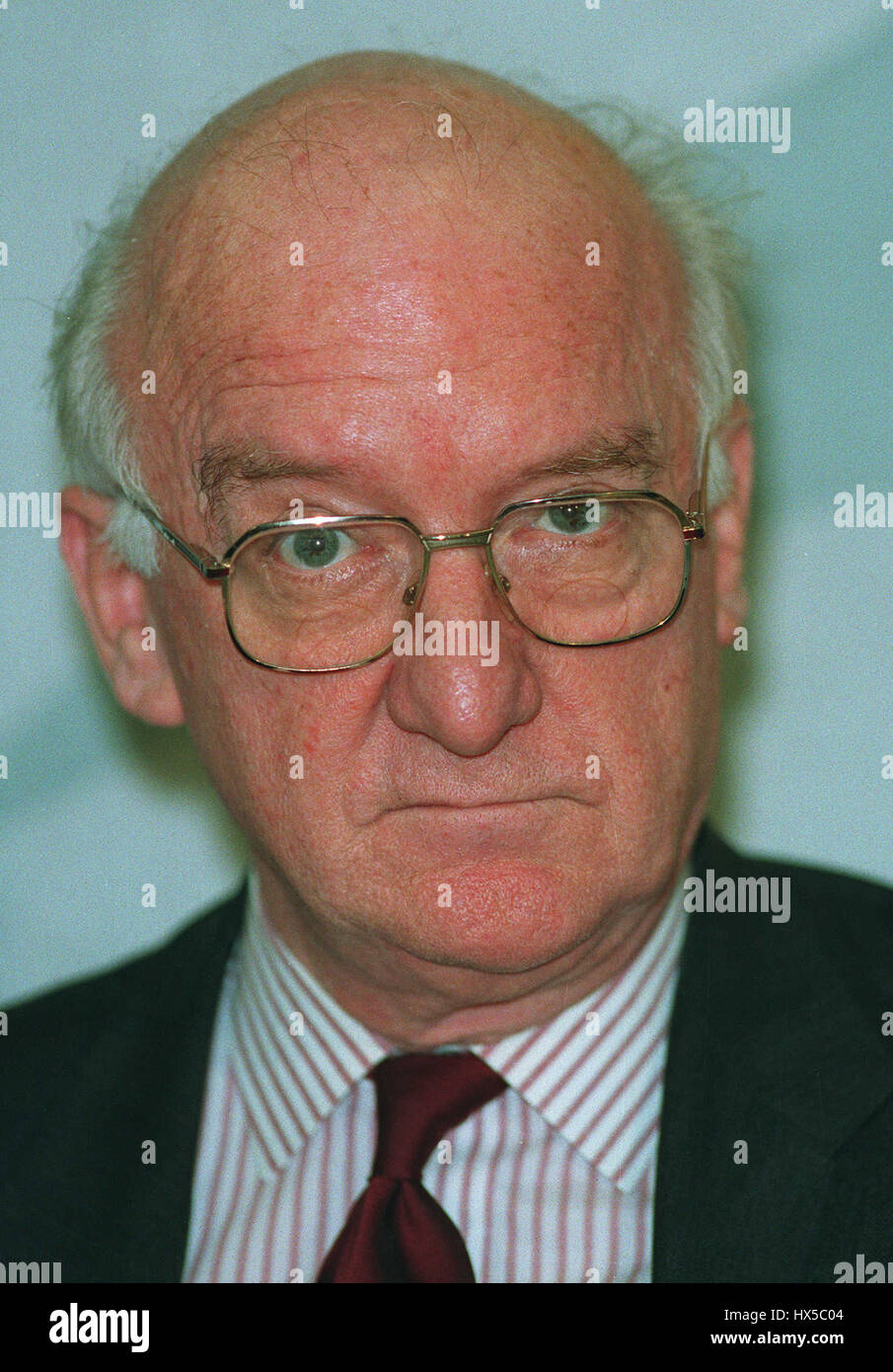 RUSSELL JOHNSTON MP LIBERAL DEMOCRAT PARTY 13 June 1994 Stock Photo - Alamy