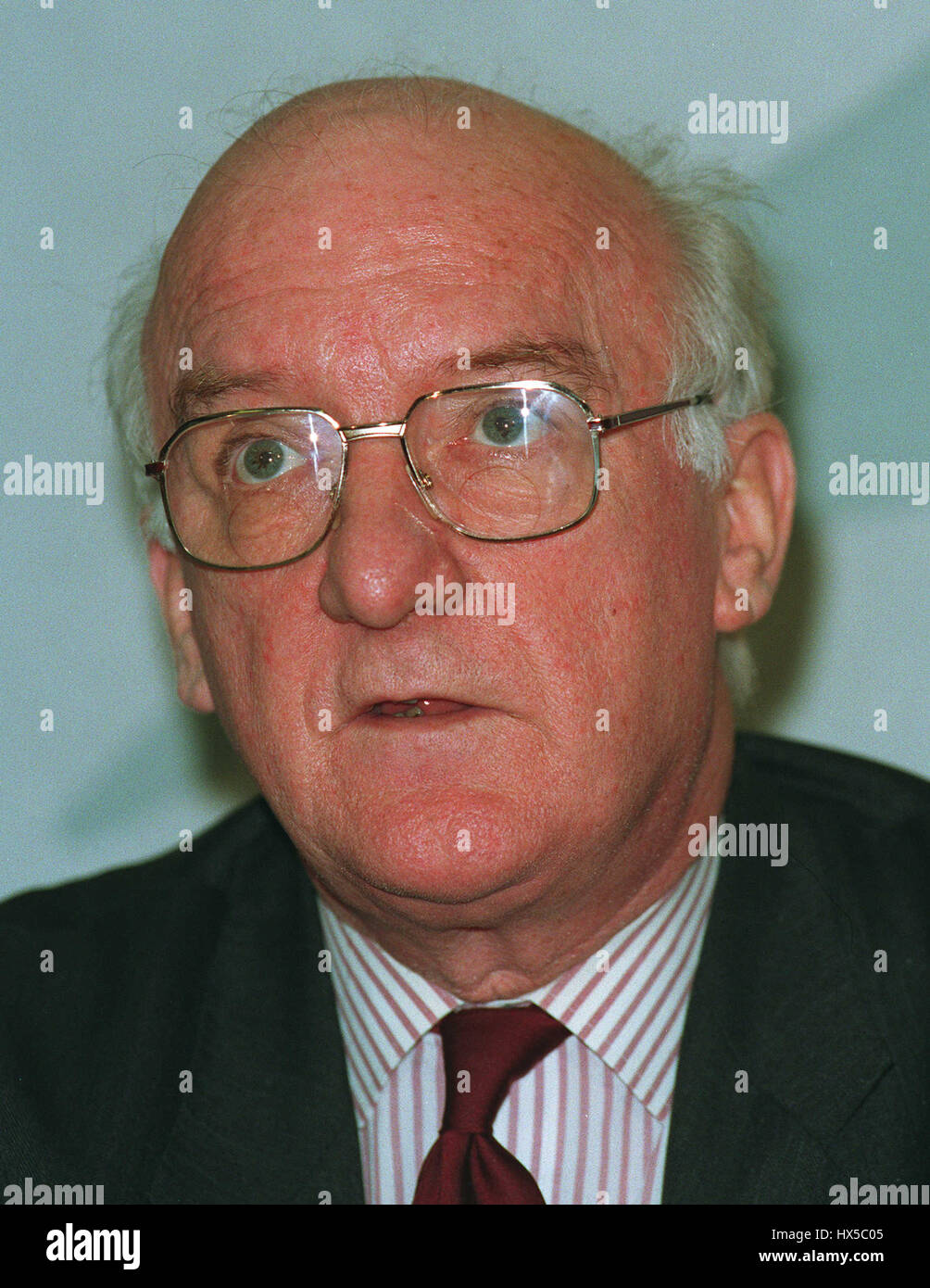RUSSELL JOHNSTON MP LIBERAL DEMOCRAT PARTY 13 June 1994 Stock Photo - Alamy