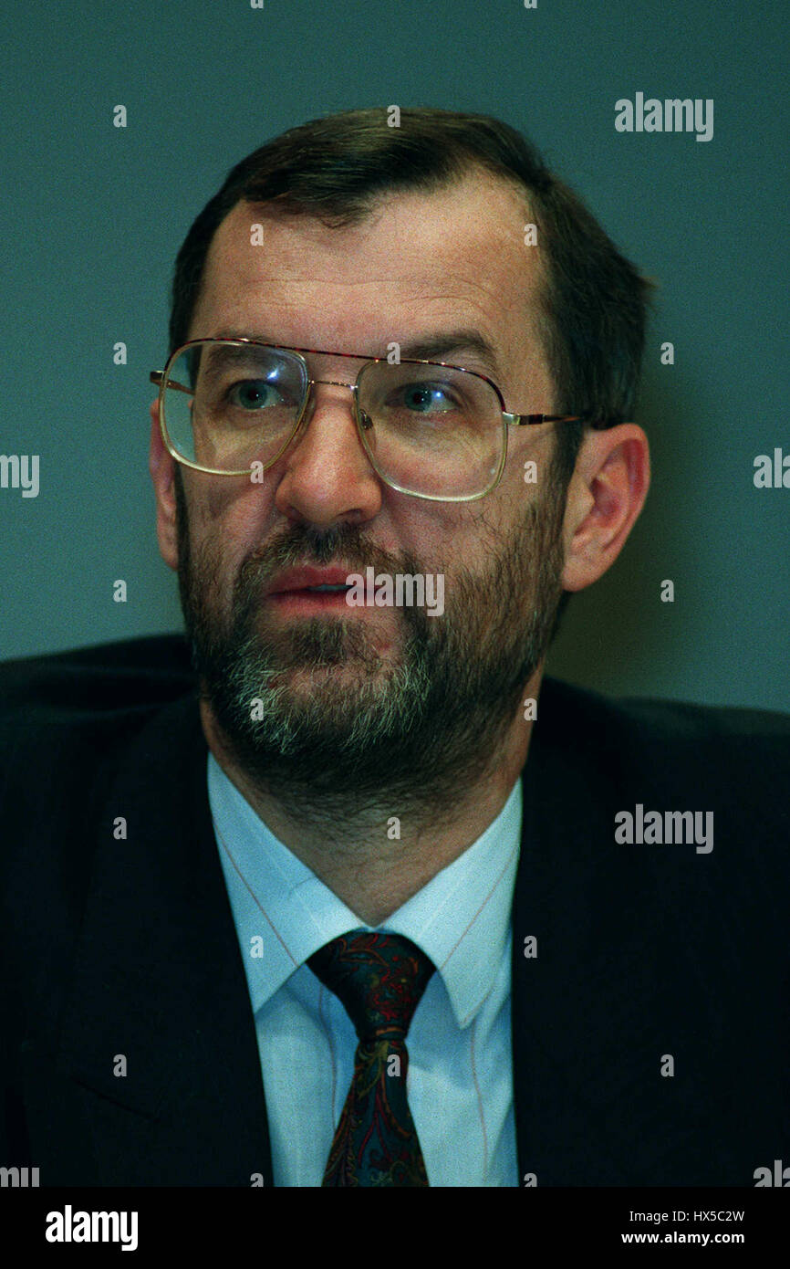 JOHN BATTLE MP LABOUR PARTY LEEDS WEST 23 March 1994 Stock Photo - Alamy