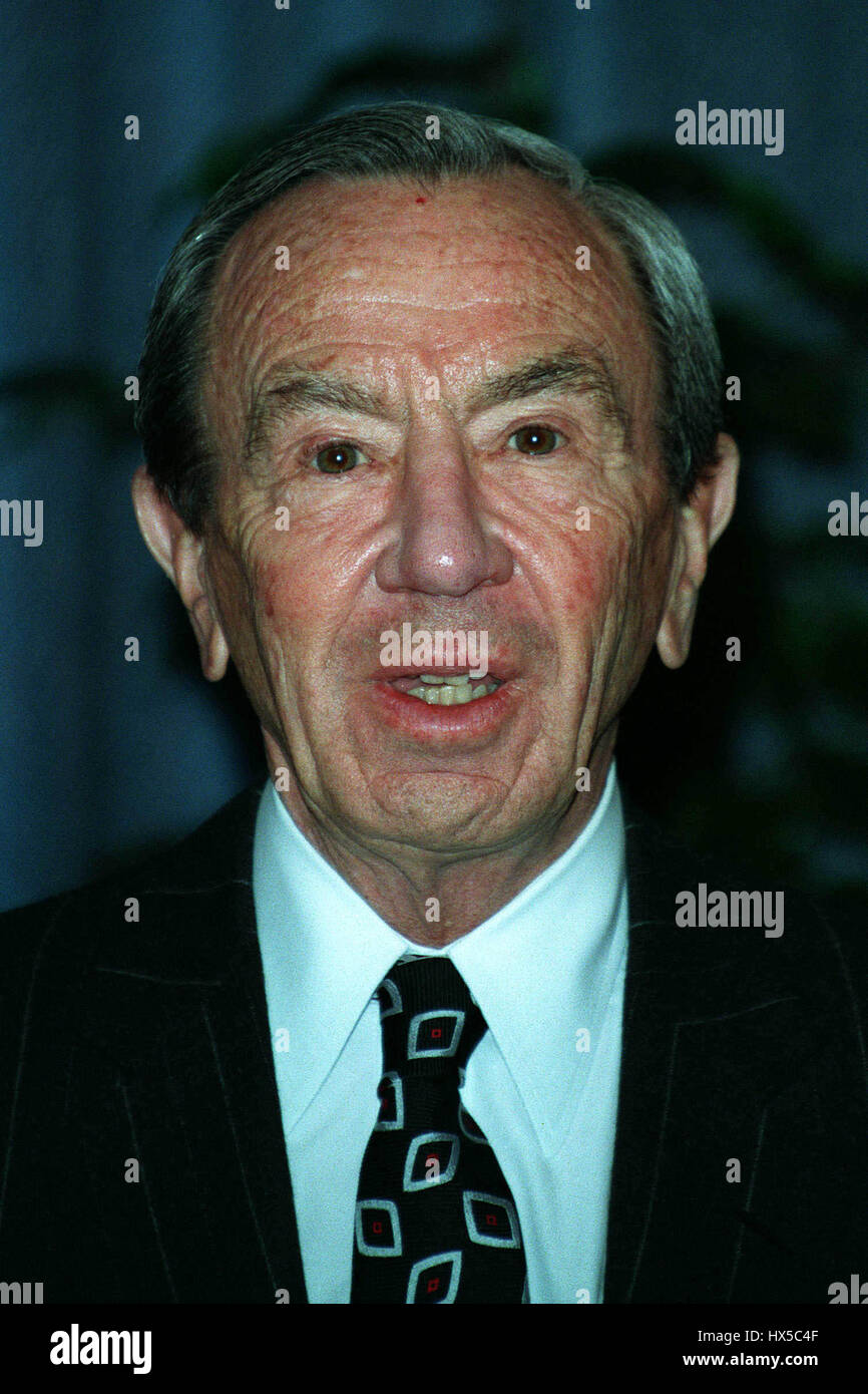 Warren christopher hi-res stock photography and images - Alamy