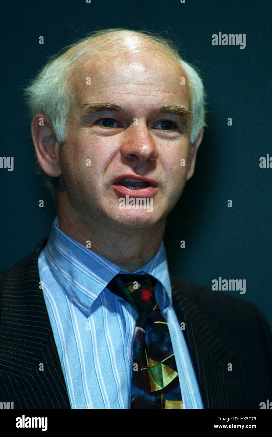 HOWARD DAVIS. DIRECTOR-GENERAL C.B.I. 06 December 1993 Stock Photo - Alamy