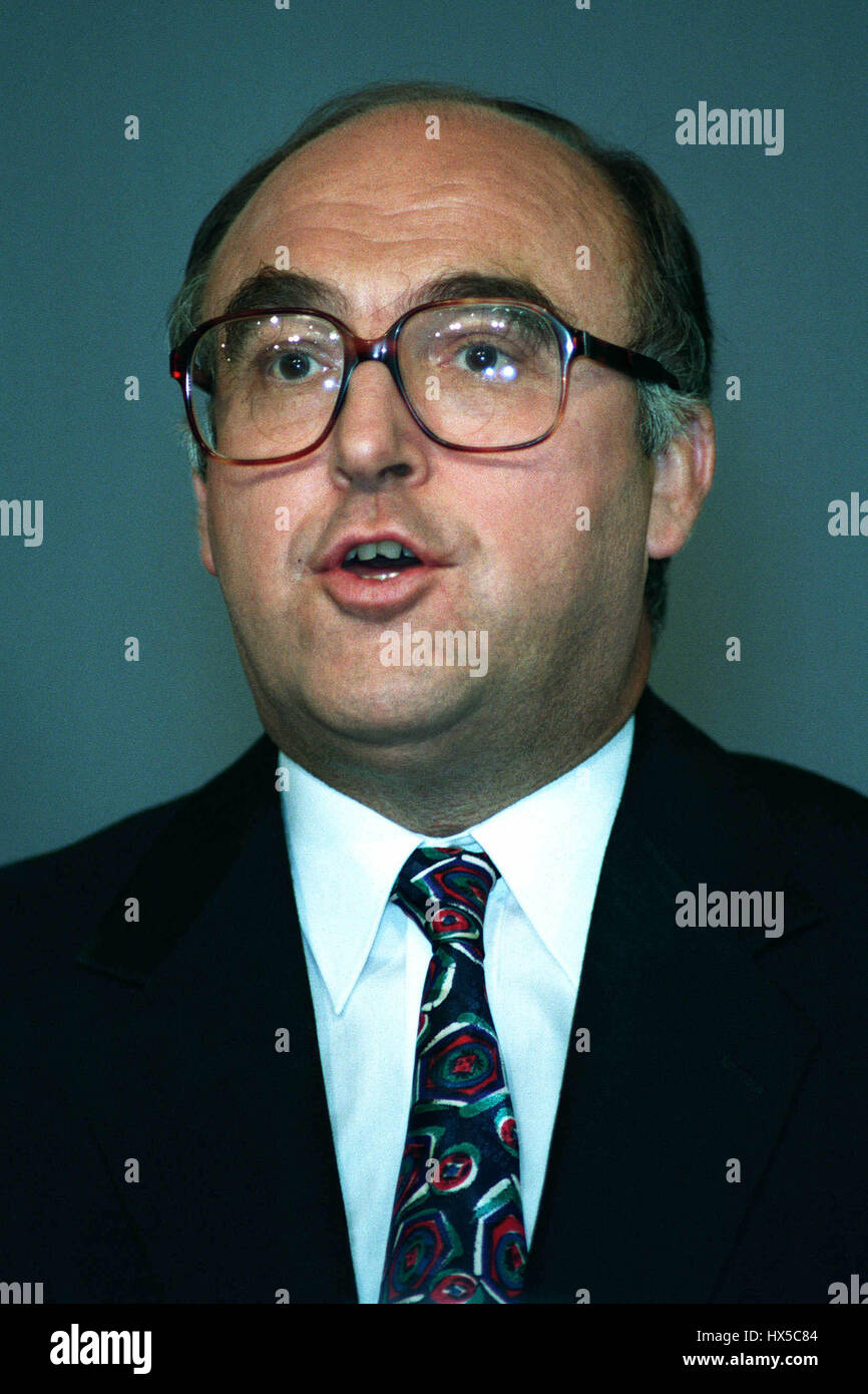 JOHN SMITH QC MP LABOUR PARTY LEADER 23 November 1993 Stock Photo - Alamy