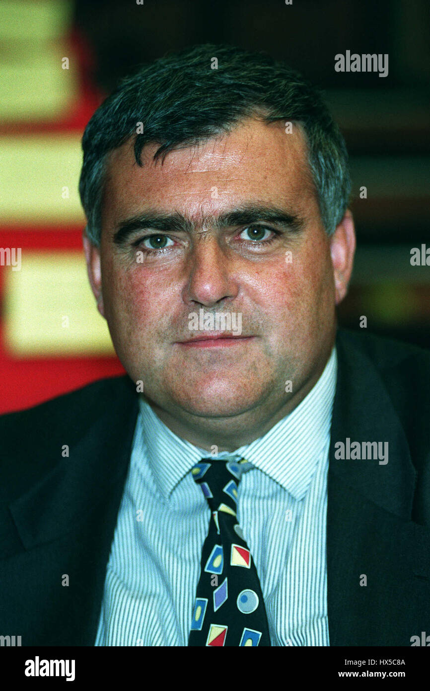 Lewis moonie mp hi-res stock photography and images - Alamy